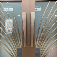 China Luxury Golden Color Fashion Hotel Main Entrance Design Security Anti- Rust 304 Double Stainless Steel Entry Door for sale