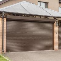 China 2025 Modern Automatic Industrial Sectional Pedestrian Door Good Price Bifold Garage Door Wholesale Electric Garage Door for sale