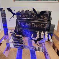 China Solid Clear Acrylic Display UV Printed Logo Block 30mm Thickness Home Decoration for sale