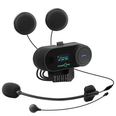 China 800m Freedconn Motorcycle Bluetooth Helmet Intercom System With LCD Screen FM Radio for sale