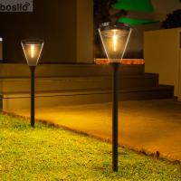 China UKCA Solar Powered Garden Lights By Solar Energy 2200mAh Battery Capacity for sale