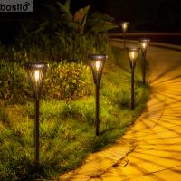 China Long-lasting Battery Solar Garden Lamps with Warm Light 3000K and Luminous Flux 200lm for sale