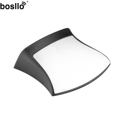 China 3000K Solar Pathway Lights Customized Wall Mounted Solar Lamp for sale