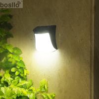 China 3000K Solar Pathway Lights Customized Wall Mounted Solar Lamp for sale