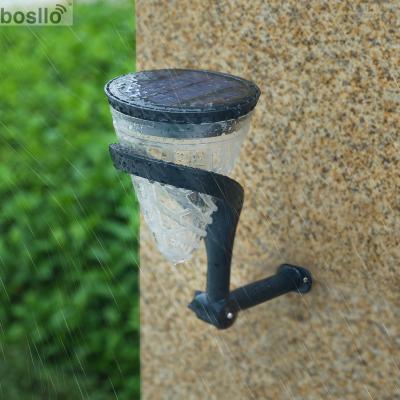 China Charging Time 6-8 Hours Solar Garden Lights Eco-friendly Wall-Mounted Size for sale