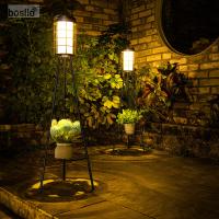 China Dual-Power Solar Lamps Solar Powered Outdoor Lights for Outdoor Lighting Needs for sale