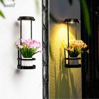 China Outdoor Wall Decoration Made Easy with Black Solar Wall Lamps Working Time 8-10 Hours for sale