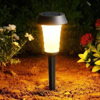 China 8-10 Hours Battery Life Solar Garden Lamps Stake Installation Type Warm White Color Temperature for sale