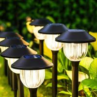 China 10 Lumens Solar Garden Lamps with Battery Included 6-8 Hours Charging Time and Long-Lasting Performance for sale