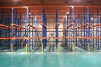 China 1 Ton - 3 Ton/layer Drive In Pallet Racking Custom FIFO Flow Rack System for sale
