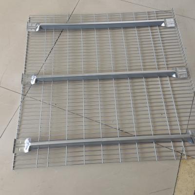 China Longspan Shelving Step Beam Iron Warehouse Industrial Shelf Wire Pallet Mesh Deck for sale