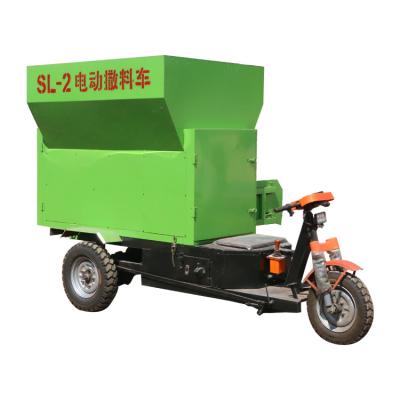 China Electric Tongda Manure Spreader 3-5 Ton Capacity for Cattle Sheep Farm Feeding for sale