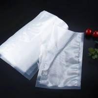 China BPA Heavy Duty Custom  Vacuum Seal Bags Boilsafe Freezable Food 20cm*25cm for sale