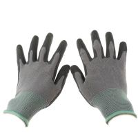 China 13 Gauge Seamless Carbon Fiber ESD Gloves 10e6-10e8 Ohm Surface Resistivity for sale