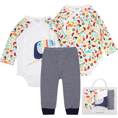 China Organic Cotton Newborn Baby Clothes Gift Box Set 3M 18M Soft Jumpsuit Full Moon Gift for sale