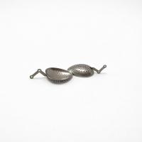 China 304 Grade Stainless Steel Teabag Rough Texture Steeping Tea Leaves in Hot Water for sale