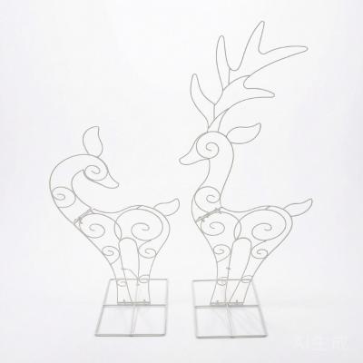 China Indoor Decoration Metal Sheet Wire Reindeer Lightweight for Office Commercial Spaces for sale
