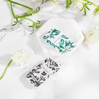 China Wholesale Pocket Metal Floral Solid Perfume 10g for Makeup Manufacturers for sale