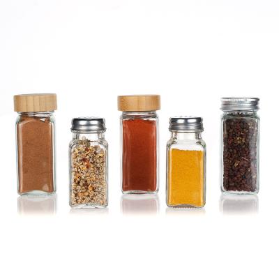 China Spice Containers Seasoning Bottles 4 Oz Glass Jars With Lid  Spice Pepper Shaker Jar for sale