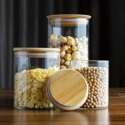 China Square Full Sizes High Borosilicate Glass Storage Jar for Food Storage With Bamboo Lid for sale