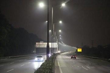 China Shockproof Commercial LED Outdoor Lighting 180Watts 75°X145° Beam Angle for sale