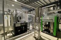 China Water Lubricated Oil Free Screw Air Compressor 100% Oil Free Compression 7 Bar for sale