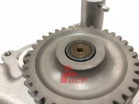China High Level 6D31 Engine Oil Change Pump ME013203 With Standard Size for sale