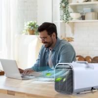 China 420W Portable Air Conditioner ODM / OEM Portable AC Unit For Dorm Room for sale