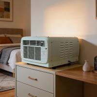 China Quiet Mini Air Conditioner For Small Bedrooms Efficient And Compact for sale
