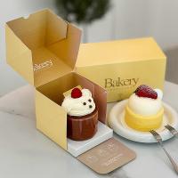China Sweet Cakes Foldable Square Mousse Boxes - Custom Printed Bakery Packaging with Clear Windows for Pastries and Desserts for sale