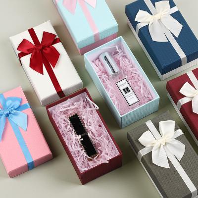 China Custom Foil Holographic Perfume Gift Boxes - Recyclable Cardboard Packaging with Logo Printing for Small Business for sale