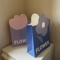 China 37cm Kraft Paper Tote Bag 25x37x10cm with Custom Logo Printing for Bouquet and Gift Packaging for sale