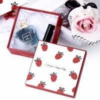China Custom Strawberry Holiday Gift Box & Bag Set - Premium Cardboard Packaging for Cosmetics & Scarves with Custom Sizes for sale
