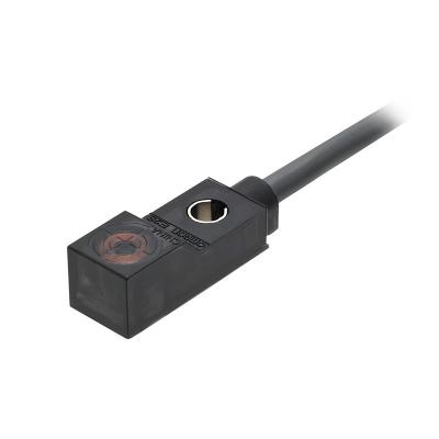 China Highly Accurate E2S-W21 2M Inductive Proximity Sensor with OMS Technology for sale