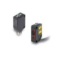 China Versatile E3Z-L81 2M BY OMS Miniature Photoelectric Sensor for Various Applications for sale