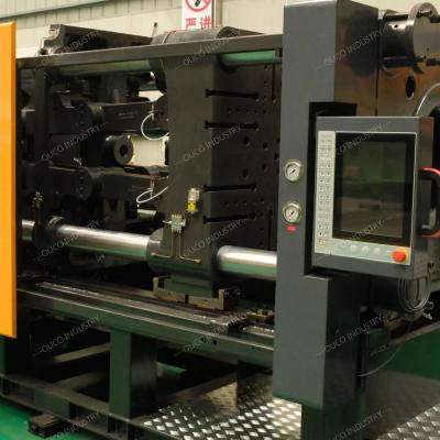 China Hydraulic Servo Plastic Injection Molding Machine SGS Affordable Plastic Parts for sale