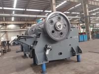 China High Manganese Steel Jaw Cone Crusher with Grease or Oil Lubrication and 364mm Feed Size for Mining and Construction for sale