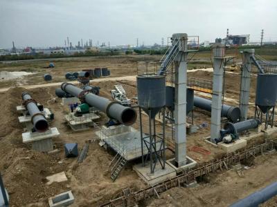 China Industrial Rotary Dryer With Electric Motor And Gear Reducer For 50°C To 400°C Operating Temperature And 2.7 Meters Inside Diameter for sale