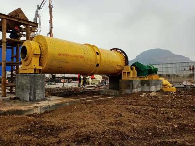 China Vertical Slag Grinding Mill with 5-50 Tons Per Hour Capacity, PLC Automatic Control, and High Grinding Efficiency for sale