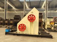 China Steel Liner Heavy Hammer Crusher 16T - 50T Heavy Duty Hammer Mill Rock Crusher for sale
