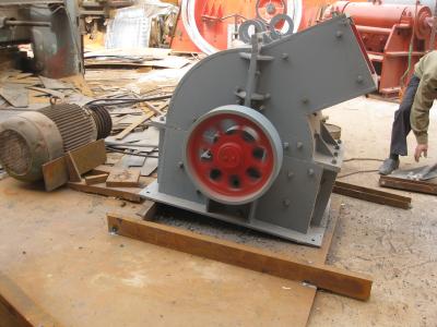 China Heavy Hammer Crusher with High Manganese Steel Hammer Heads 55-315 KW Motor Power for Stationary or Mobile Installation for sale