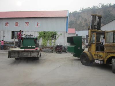 China Impact Crusher with 10-100mm Output Size and 300 RPM Crusher Speed for Easy Maintenance in Mining and Construction for sale