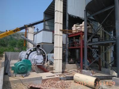 China High Efficiency Slag Grinding Mill with 5-70t/h Output, 3.2-22r/min Speed Of Separator and 1.2-2.5MPa Grinding Pressure for sale