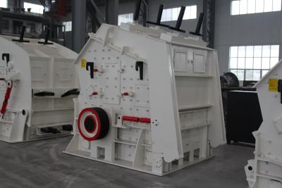 China High-Speed Steel Cutter Impact Crusher with Replaceable Liners for 30-800 Tons Per Hour Crushing Efficiency for sale