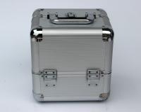 China Large Space Silver Aluminium Makeup Box , Durable Lockable Makeup Case for sale