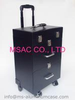 China Professional Trolley Aluminium Beauty Case With Wheels PVC Lining Waterproof for sale