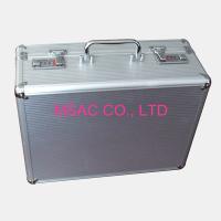 China Lockable Vanity Case Sliver Aluminum Edges , Aluminum Makeup Case Black Lining Inside for sale
