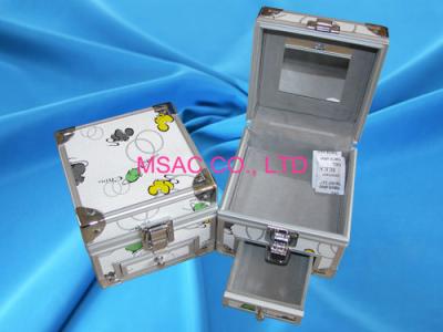 China Durable Aluminium Cosmetic Case Professional Makeup Box Gary Lining Inside for sale