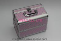 China Big Space Aluminium Lockable Vanity Case , Makeup Travel Box Wear Resistant for sale