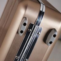 China Molded Alloy Aluminum Notebook Carrying Case Golden One Lock For Security for sale
